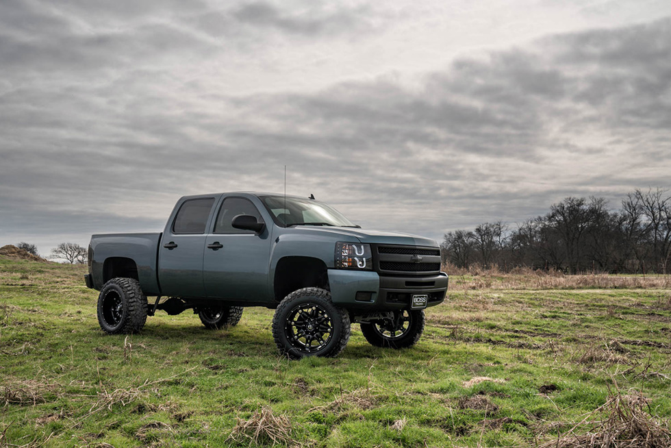 #127 2009 Chevrolet Silverado 1500 stealth gray metallic