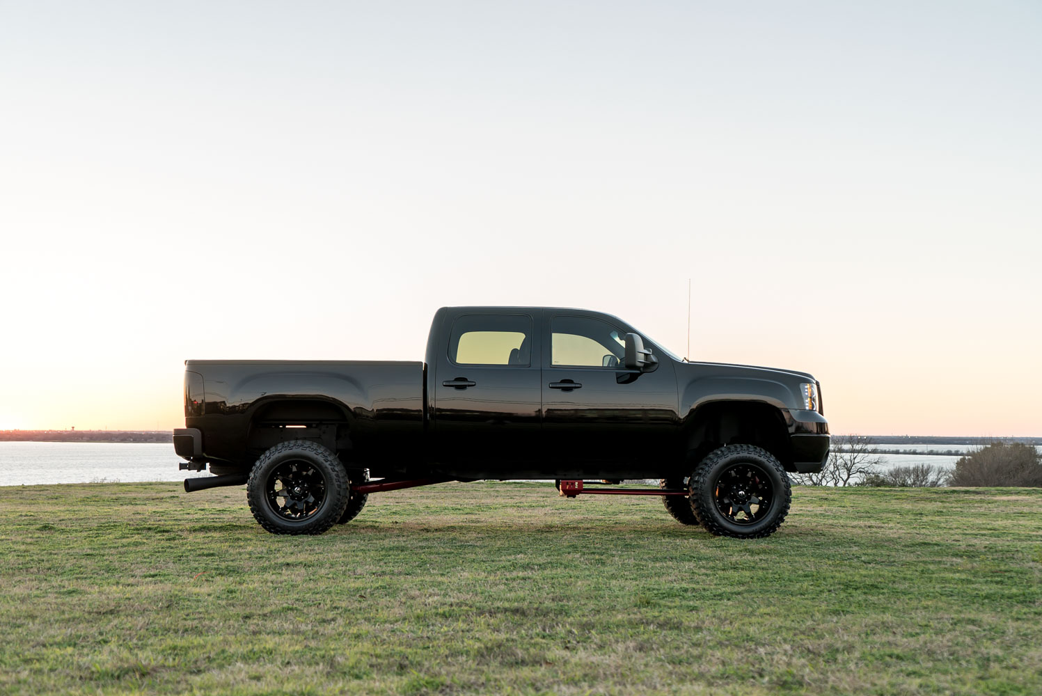#201 2008 GMC Sierra 2500 diesel black